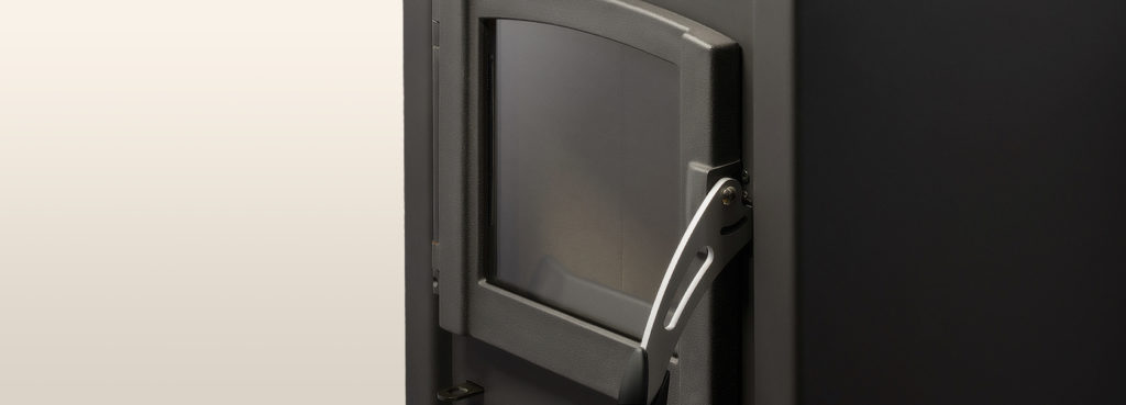 Poêle à bois ALPHA II de Rika | Les Maîtres du feu